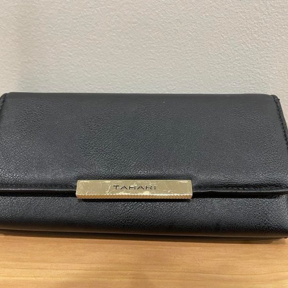 Tahari | Bags | Tahari Trifold Womens Wallet | Poshmark